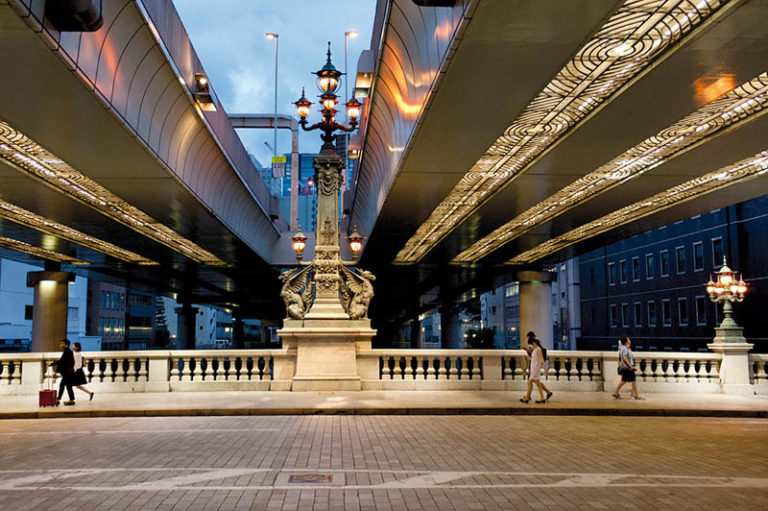 [ARCHITECTURE] In the centre of a perpetual building site | ZOOM JAPAN